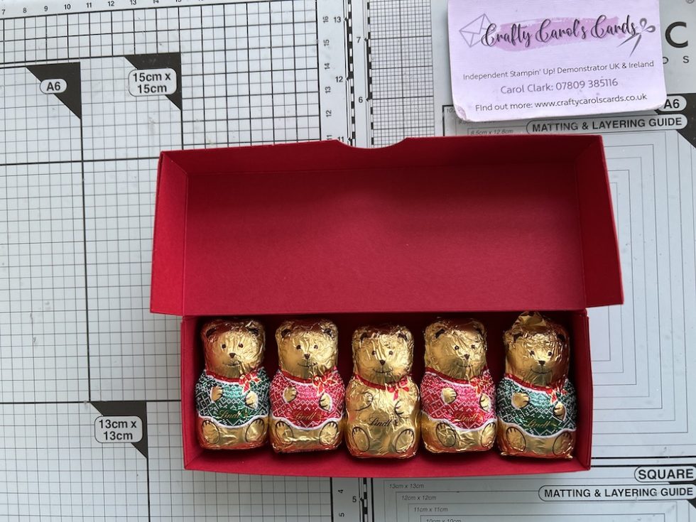 How to make an easy gift box - Crafty Carol's Cards